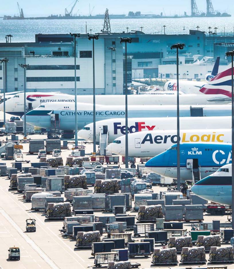 Page 22 - AAHK_SR2013_E